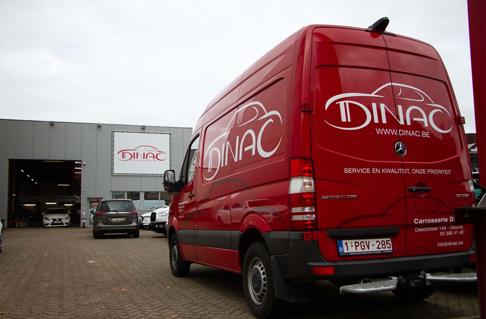 Bestelwagen bestickeren: bij Dinac ben je aan het juiste adres